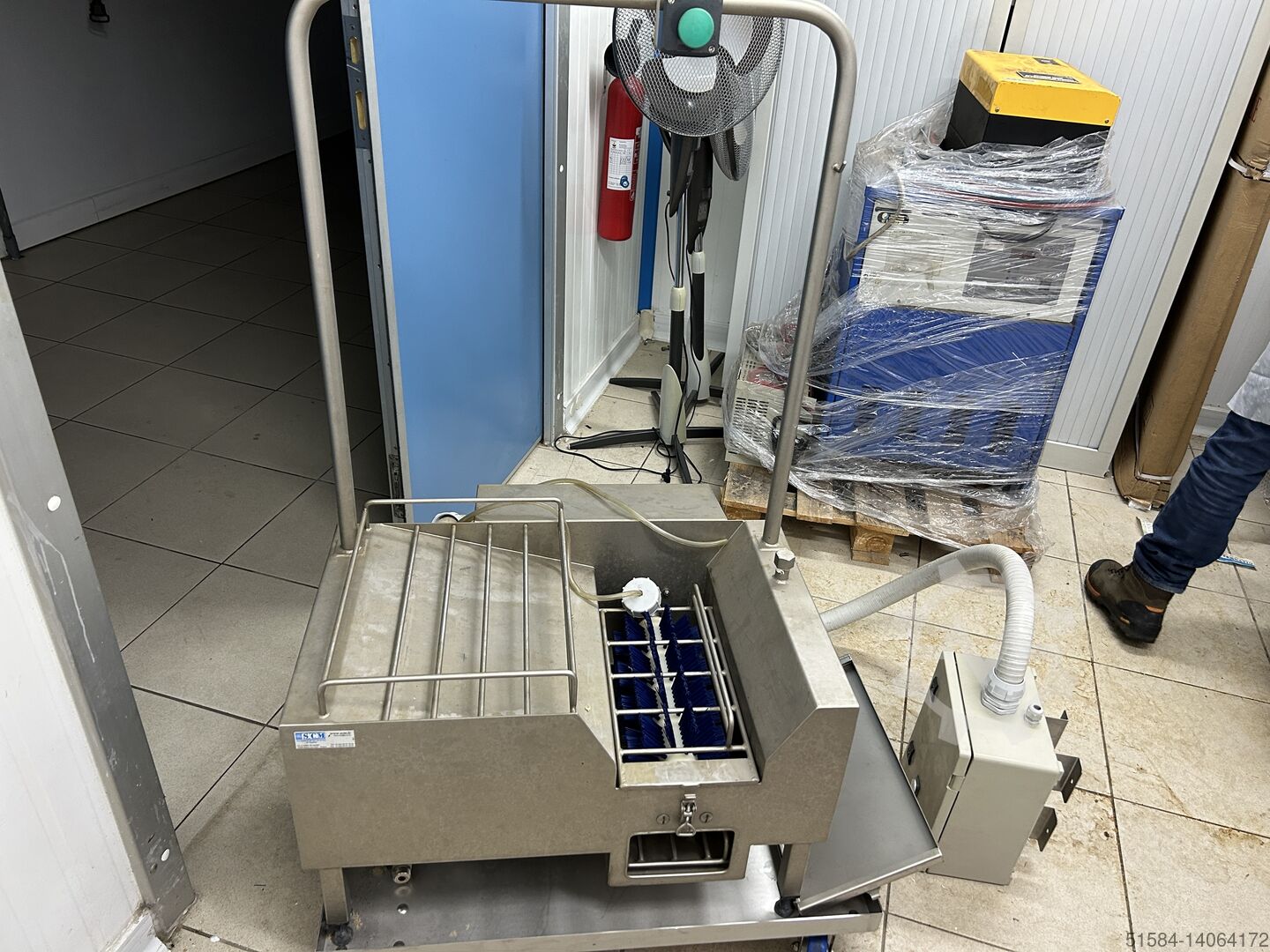 🏷️ SCM IFB02 - used Boot washer for sale on Used-Machines.com ⚙️