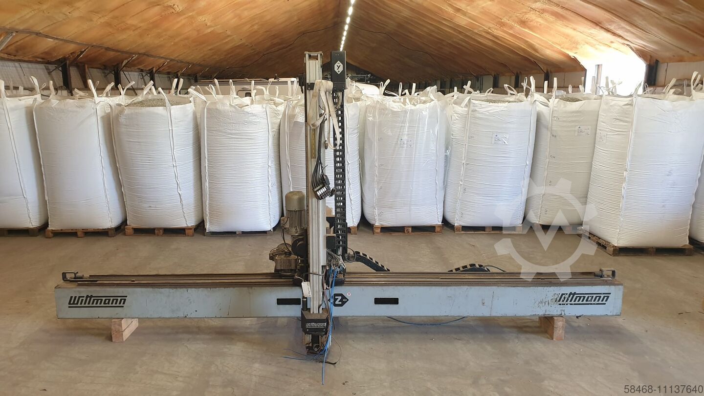 WITTMANN W450 - Used Robot listed on Used-Machines.com ⚙️
