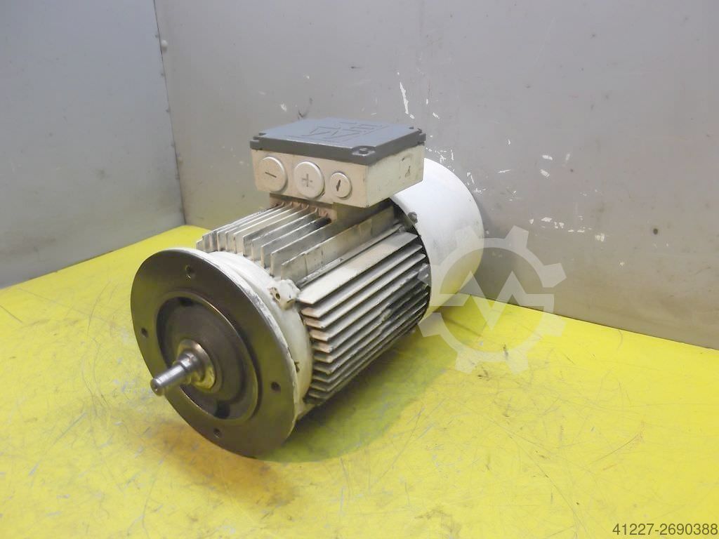 🏷️ SEW-EURODRIVE KA70DT100L-8-2B - used Electric motor 0.48/1.6 kW 720/ ...