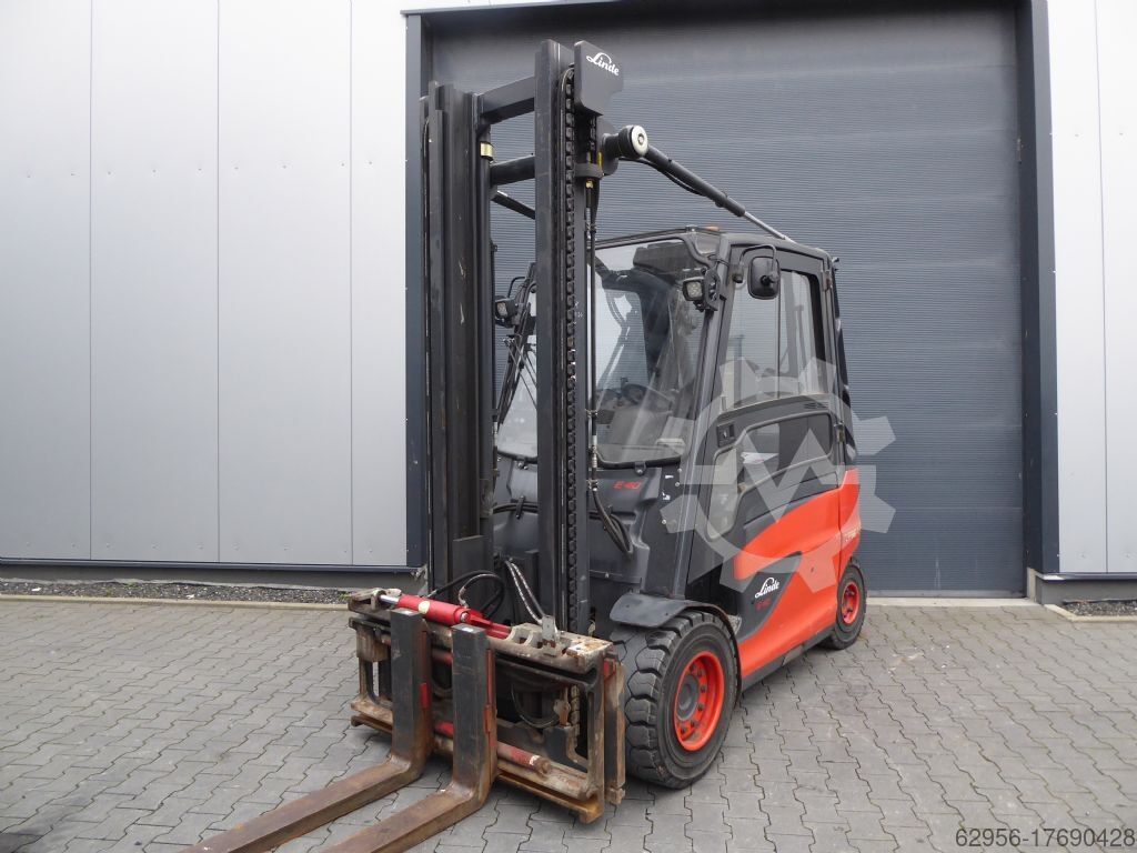 🏷️ Linde E40H-01/600 - used Electric 4-wheel forklift for sale on Used-Machines.com ⚙️
