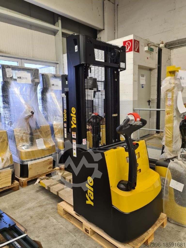 🏷️ Yale MS12IL - used High Lift stacker for sale on Used-Machines.com ⚙️