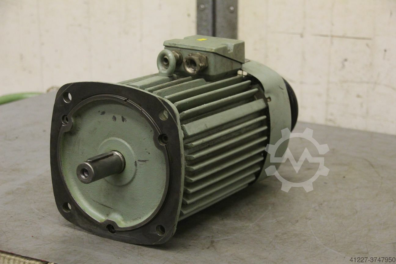 🏷️ VEM KMER112M4-2-5018 - used Electric motor 2.5/1.5 kW 1420/2930 Rpm ...