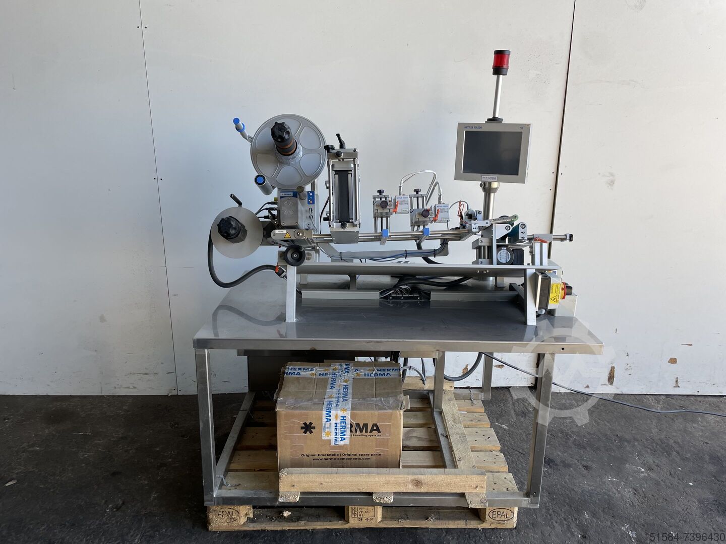 🏷️ Herma H400 - used Semi automatic wrap labeller for sale on Used ...