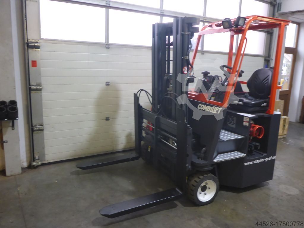 🏷️ Combilift C2500 - used Four-way side loader for sale on Used ...