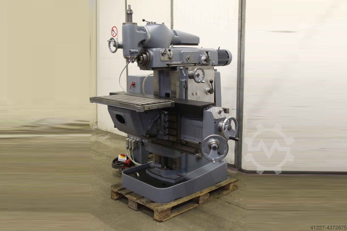 🏷️ SHW UF1 - used Milling machine for sale