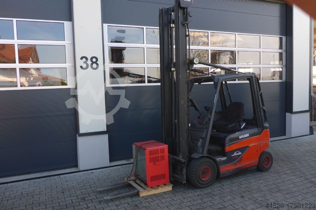 🏷️ Linde E25 - used Electric 4-wheel forklift for sale on Used-Machines ...
