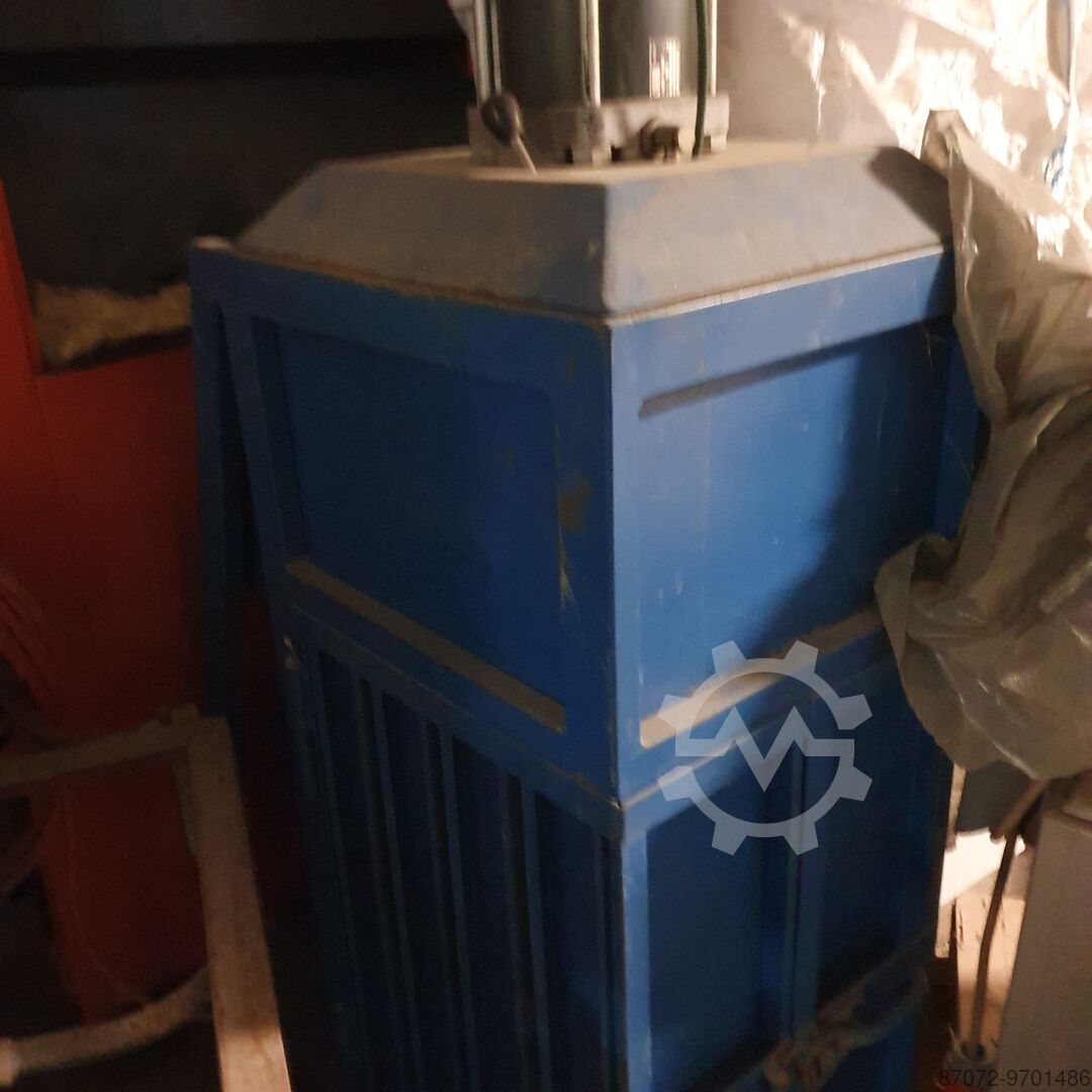 Bosch - Used Garbage compactor listed on Used-Machines.com ⚙️