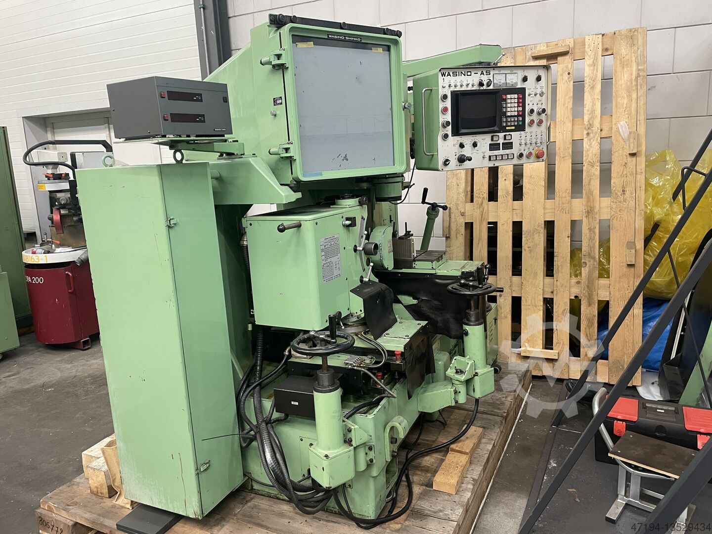 🏷️ Wasino GLS-130AS - used CNC Optical Profile Grinding Machine for sale on Used-Machines.com ⚙️