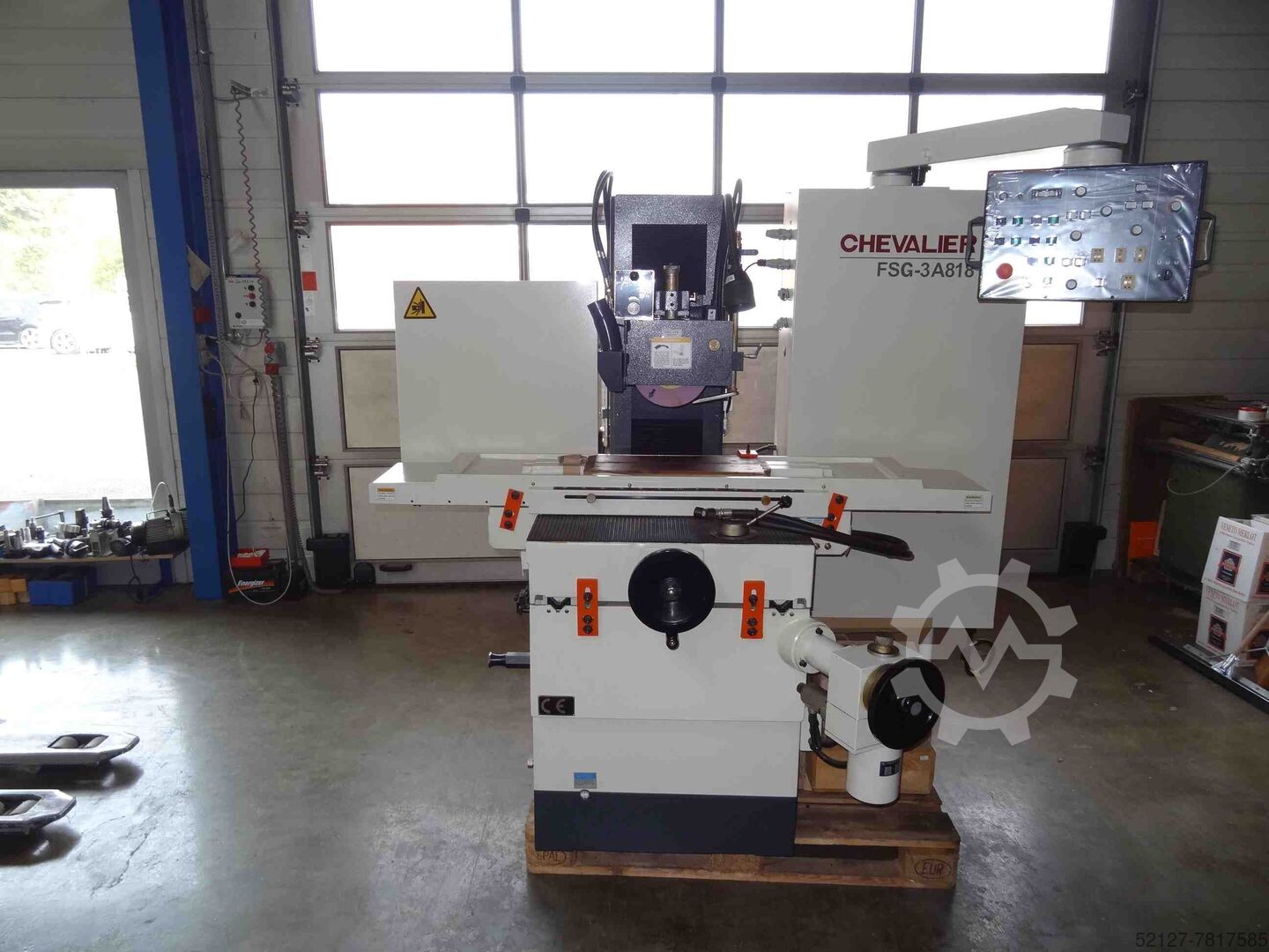 🏷️ Chevalier FSG-3A818 - used Surface grinding machine for sale