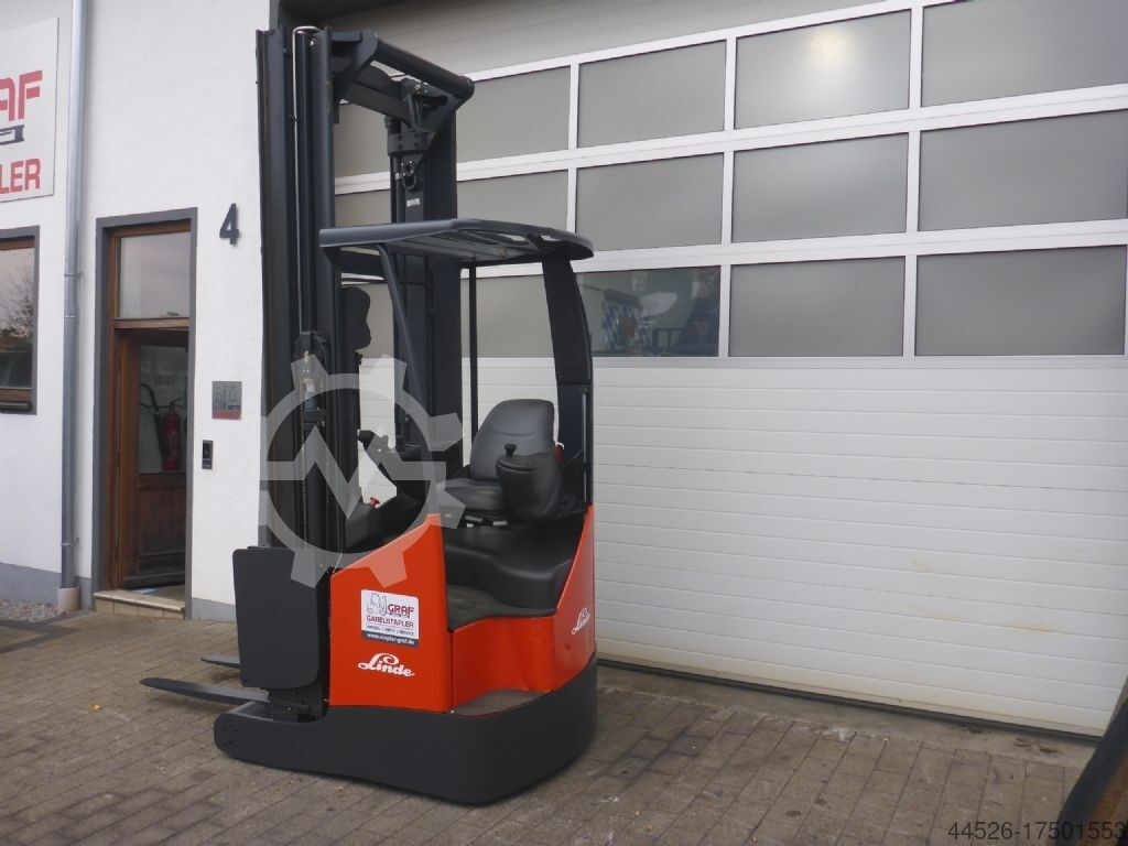 🏷️ Linde R17X - used Reach Truck for sale on Used-Machines.com ⚙️