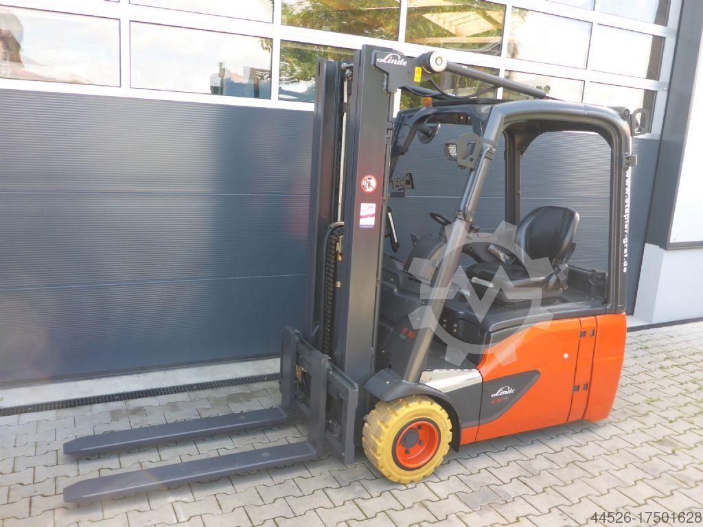 🏷️ Linde E18 - used Electric 3-wheel forklift for sale
