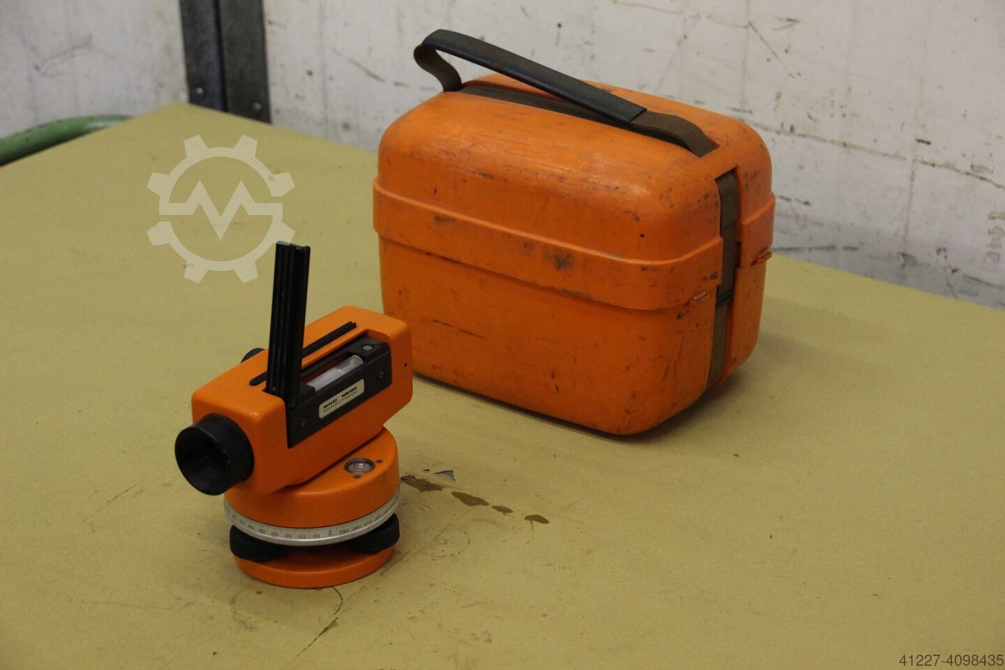 Wild Wild - Used Leveling device listed on Used-Machines.com ⚙️