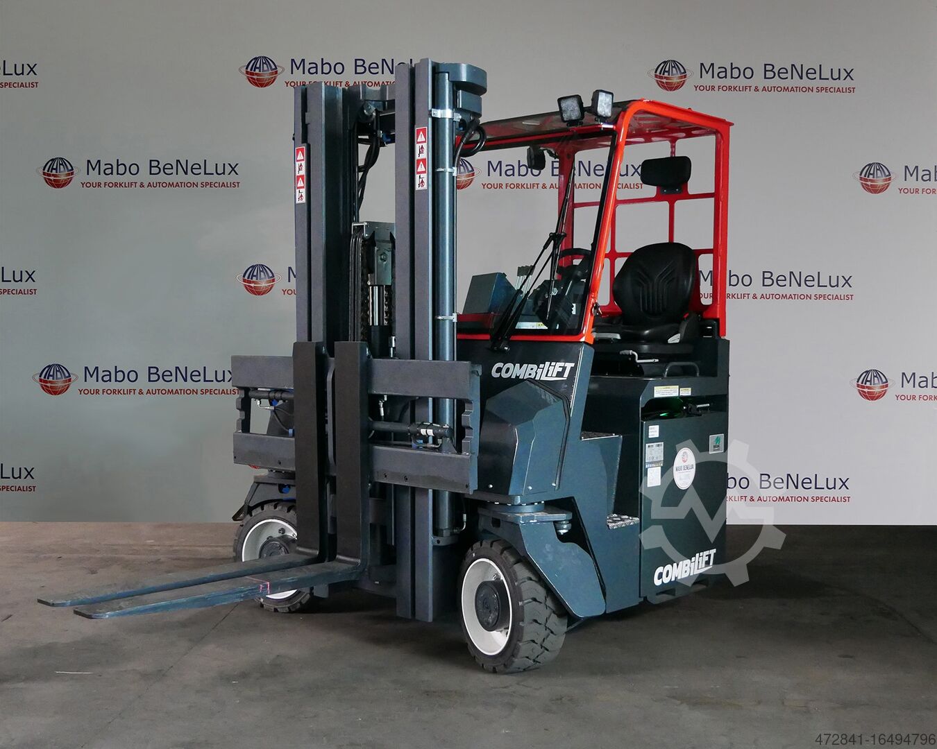 🏷️ Combilift CB40E - used Four-way forklift for sale on Used-Machines ...