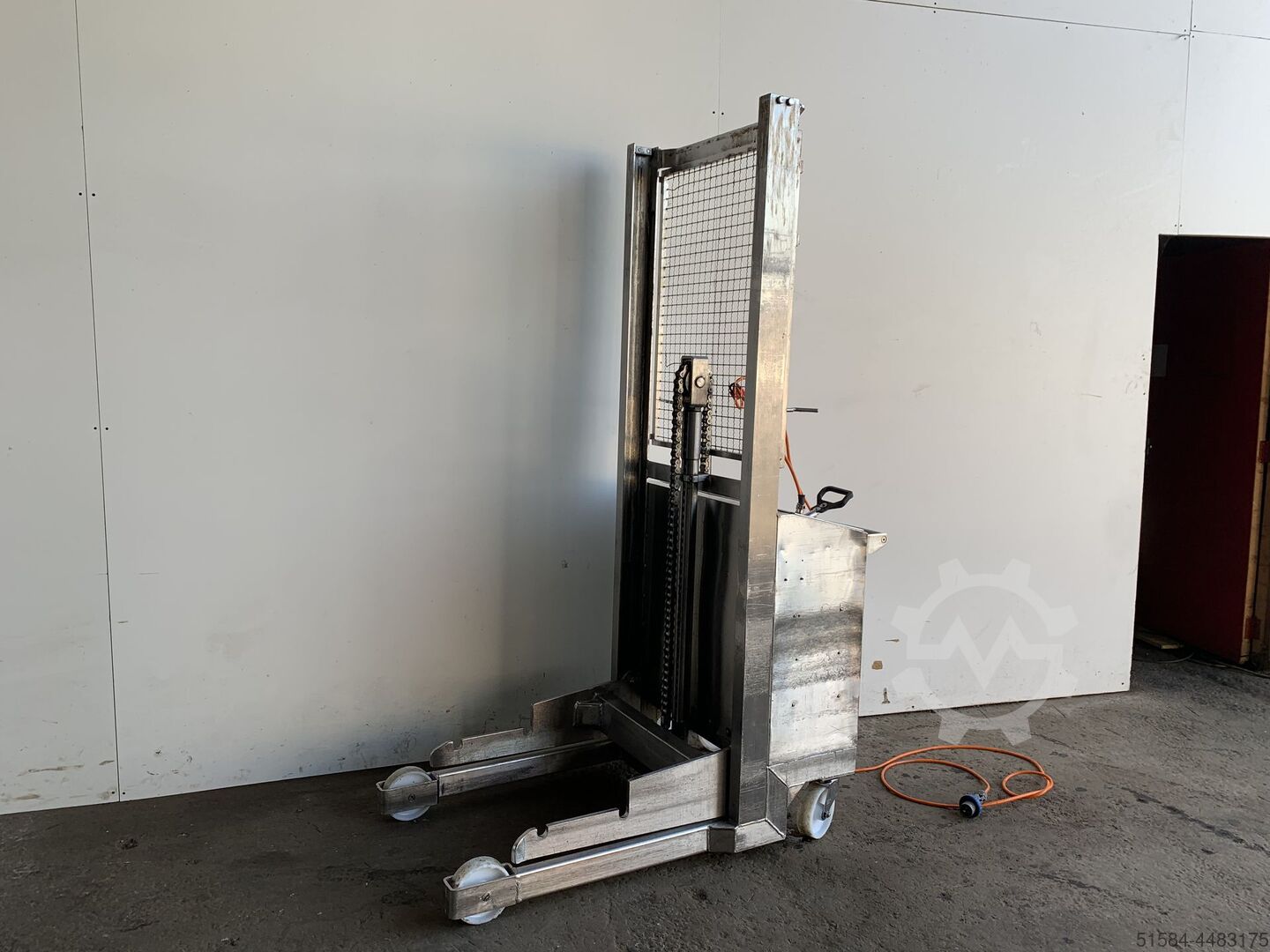 Syspal - used Tote bin lifter for sale