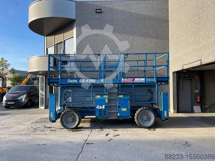 Genie GS4390RT - used Scissor lift for sale
