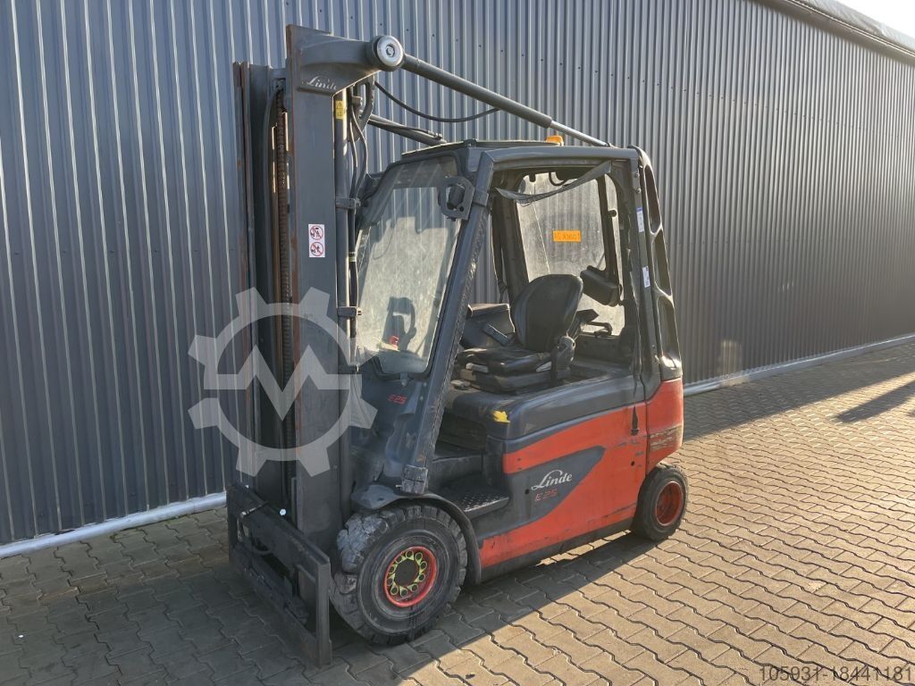 Linde E25-01 - used Electric 4-wheel forklift for sale