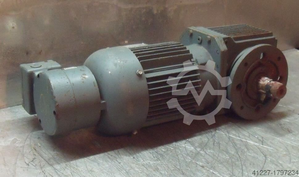 🏷️ BAUER BK10-71V - used Gear motor 0.55 kW 63 rpm for sale on Used ...