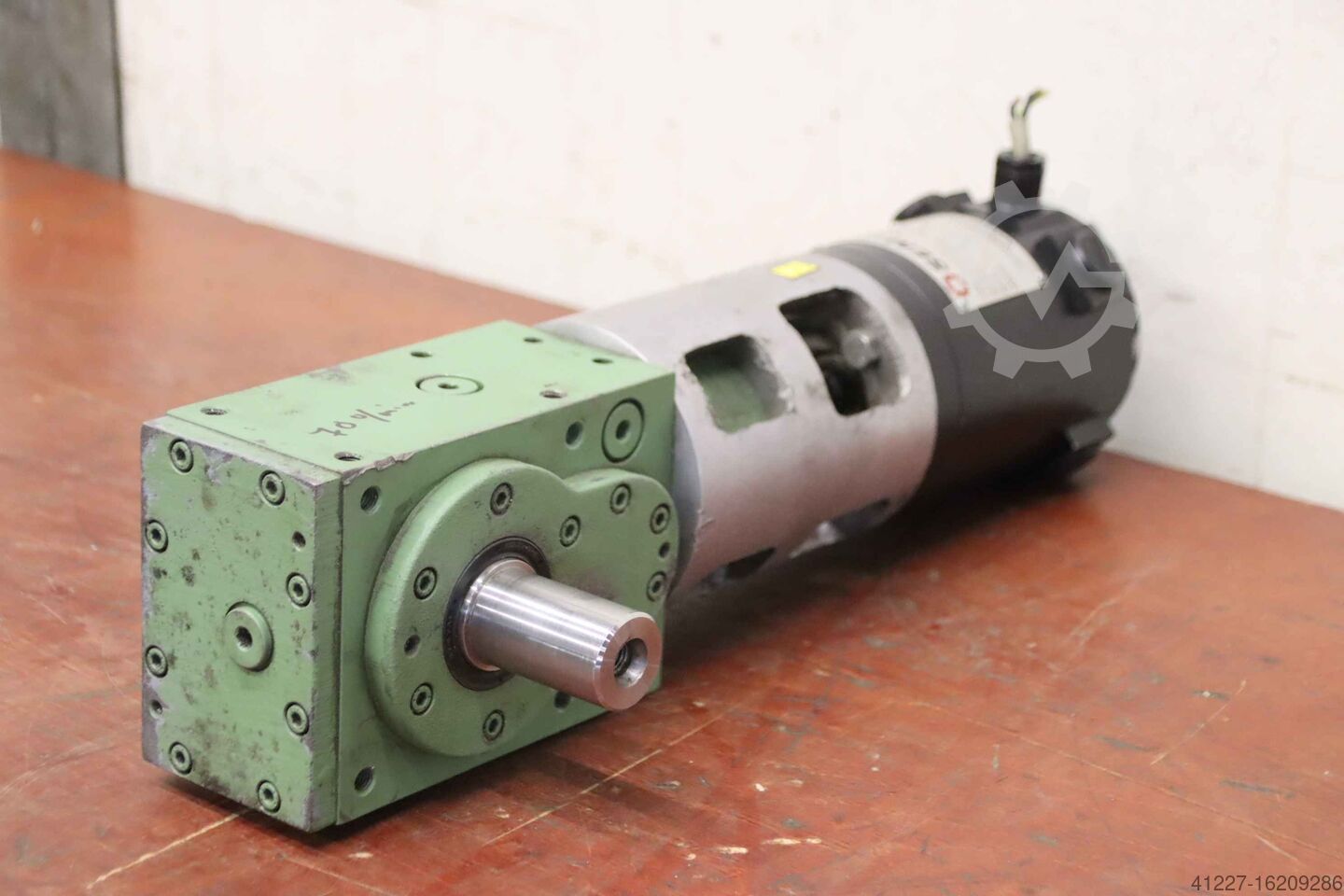 SEM DPM30E4 - Used DC gear motor 0.18 kW 70 rpm listed on Used-Machines ...