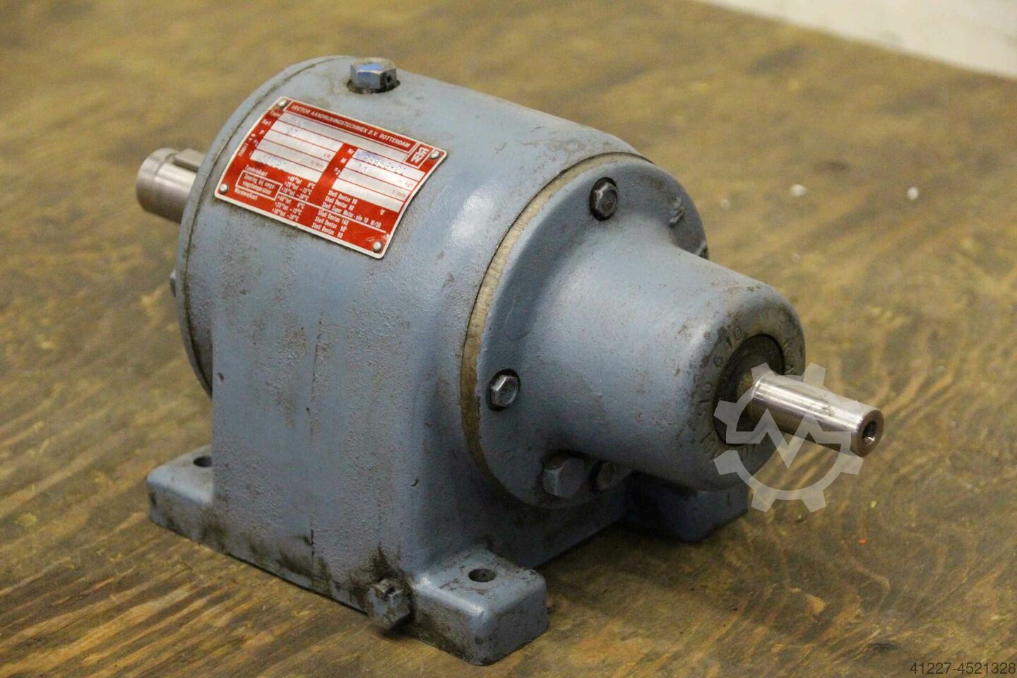 SEW-EURODRIVE R40 - used Gear 1: 11.21 for sale