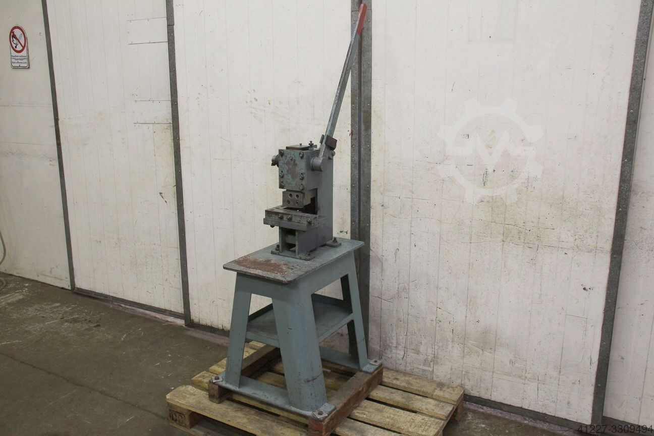 Edel 910E - Used Notching machine listed on Used-Machines.com ⚙️