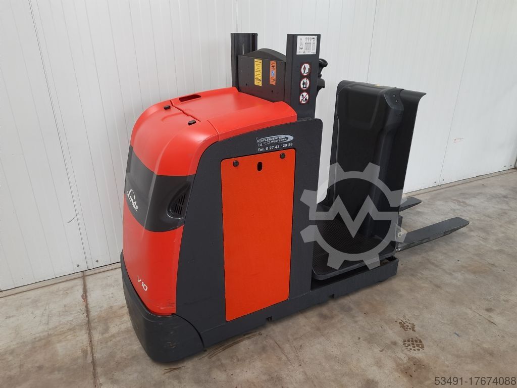 🏷️ Linde V10 - used Stand-on stacker for sale on Used-Machines.com ⚙️