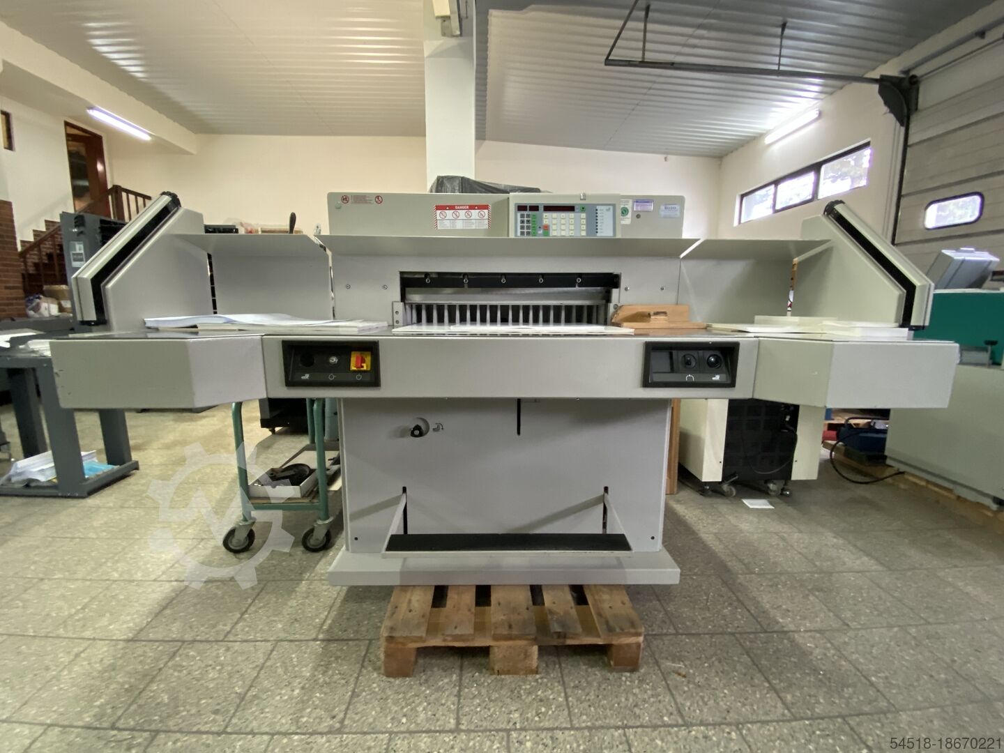 🏷️ Ideal 72 - used Paper cutting machine for sale on Used-Machines.com ⚙️
