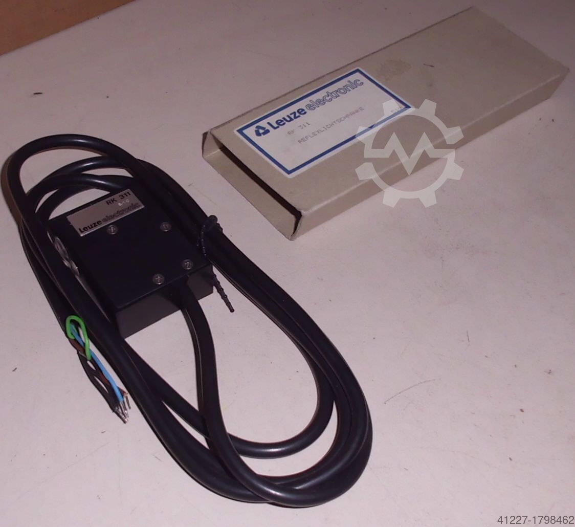 Leuze RK311 - Used Reflective light barrier listed on Used-Machines.com ⚙️