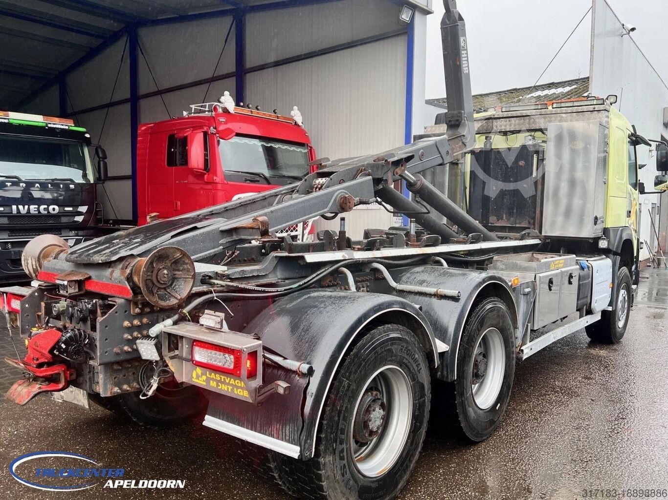 🏷️ HIAB Multilift - used Container system for sale on Used-Machines.com ⚙️