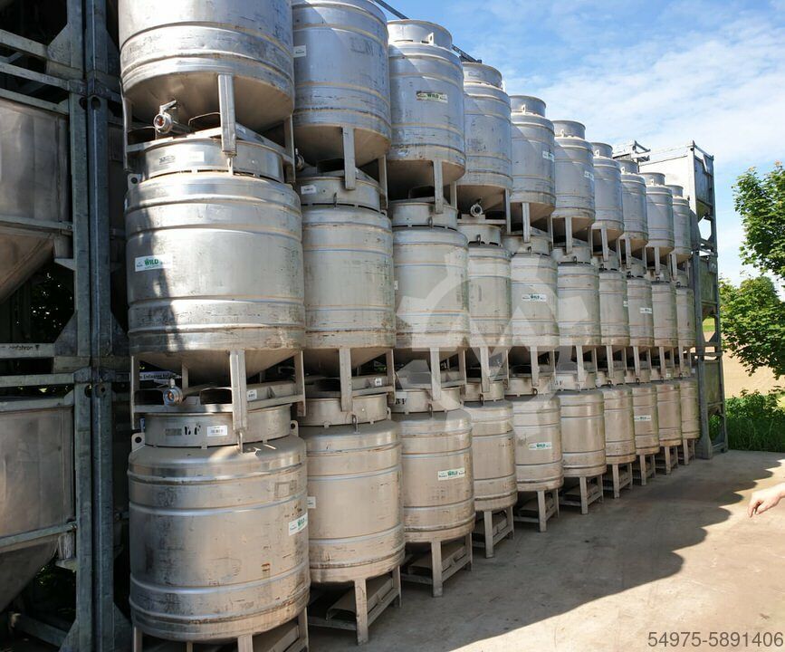 - Used Transport container Container Tank listed on Used-Machines.com ⚙️