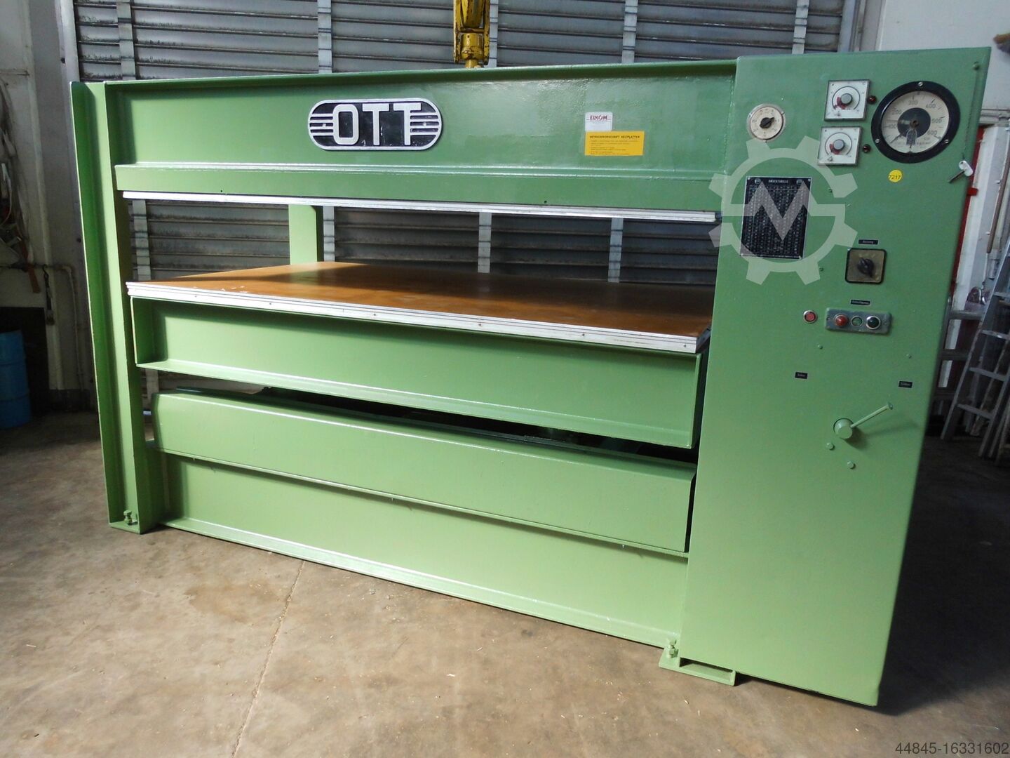 🏷️ Ott - used Veneer press for sale on Used-Machines.com ⚙️