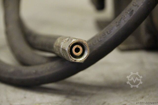 🏷️ Lukas 84077 - used Hand hydraulic pump 450 bar for sale on Used ...